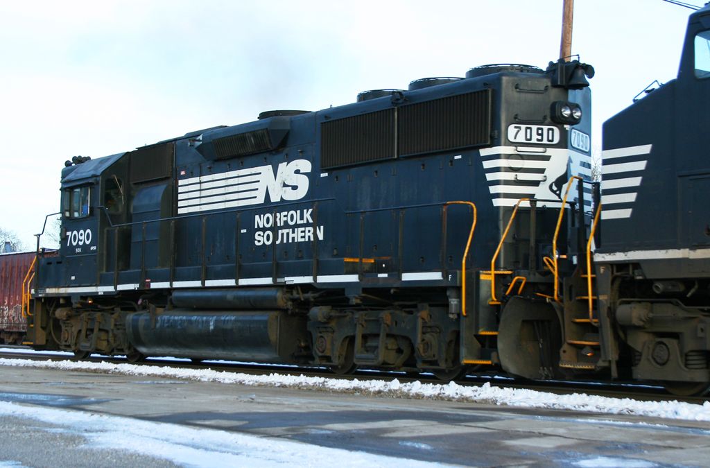 NS 7090